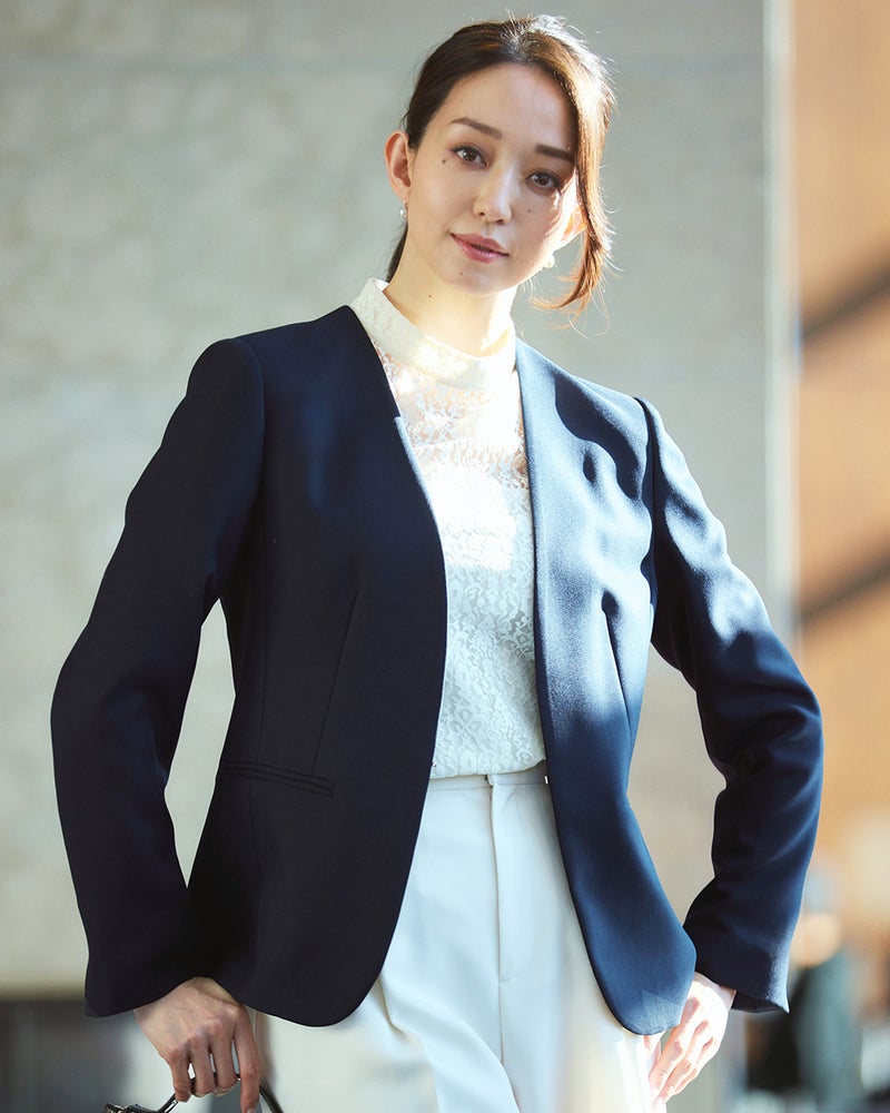 スマートツイル・ノーカラージャケット/40代50代からのレディースファッション通販 DoCLASSE